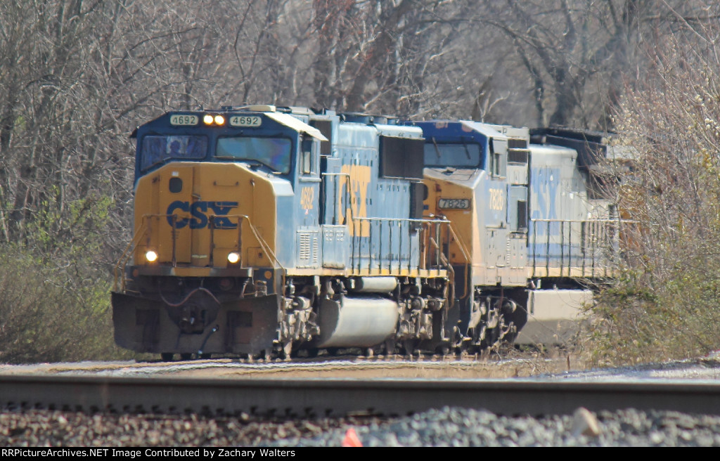 CSX 4692 7826